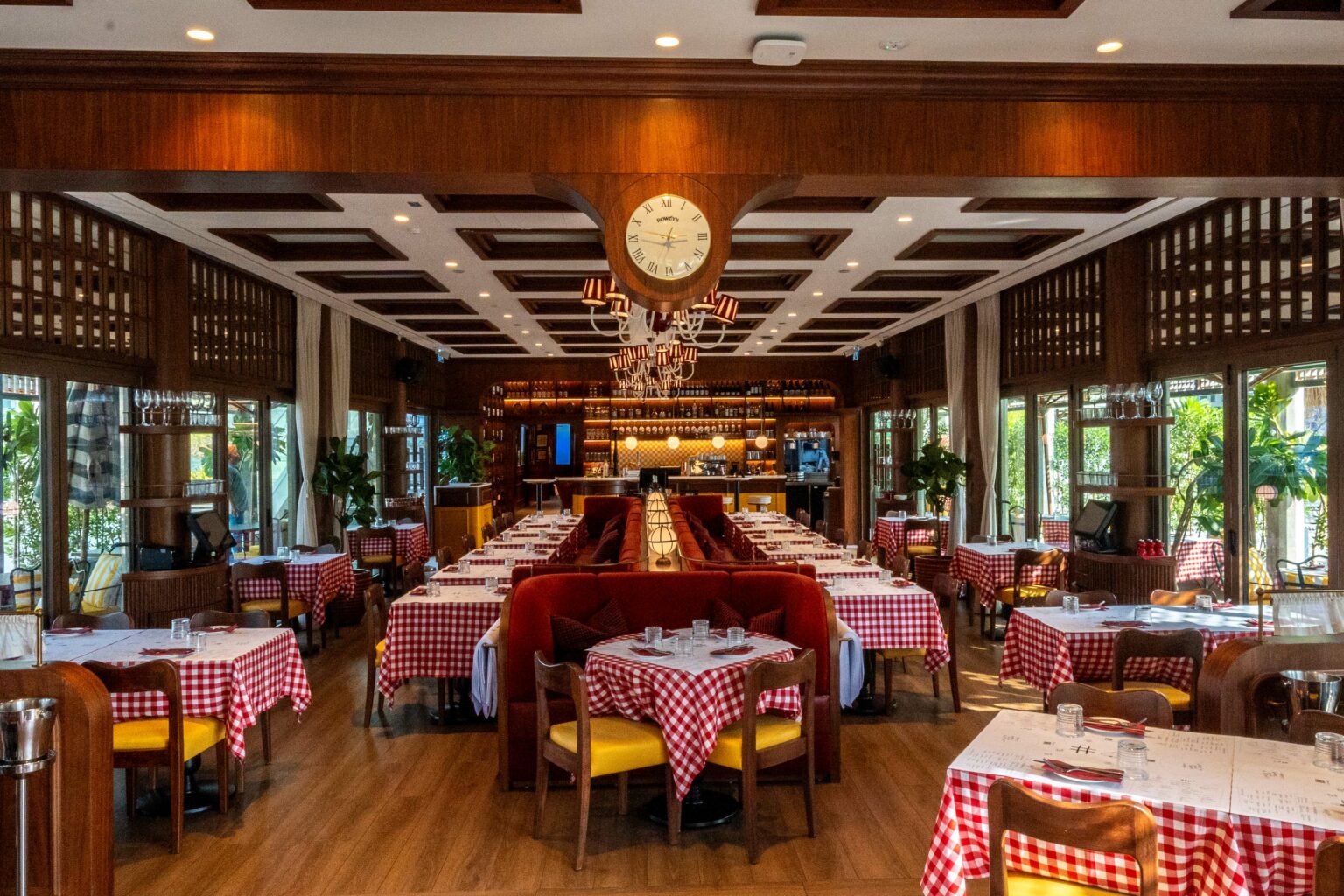 Rowley’s Steakhouse Dubai | Steakhouse Near Me with Burj Khalifa Views